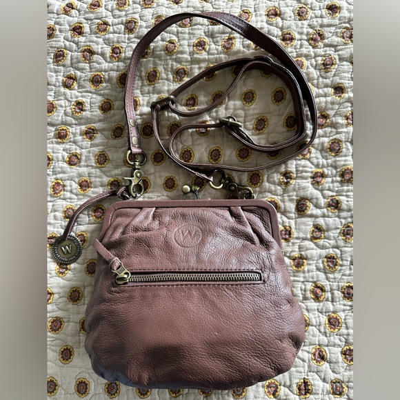 Wanderers Travel Co | Bags | Wanderers Travel Co Brown Leather ...